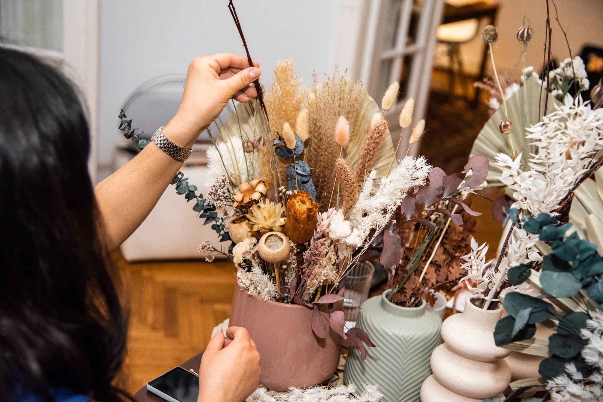 Oferă-le angajaților tăi o experiență care rămâne: ateliere florale ...